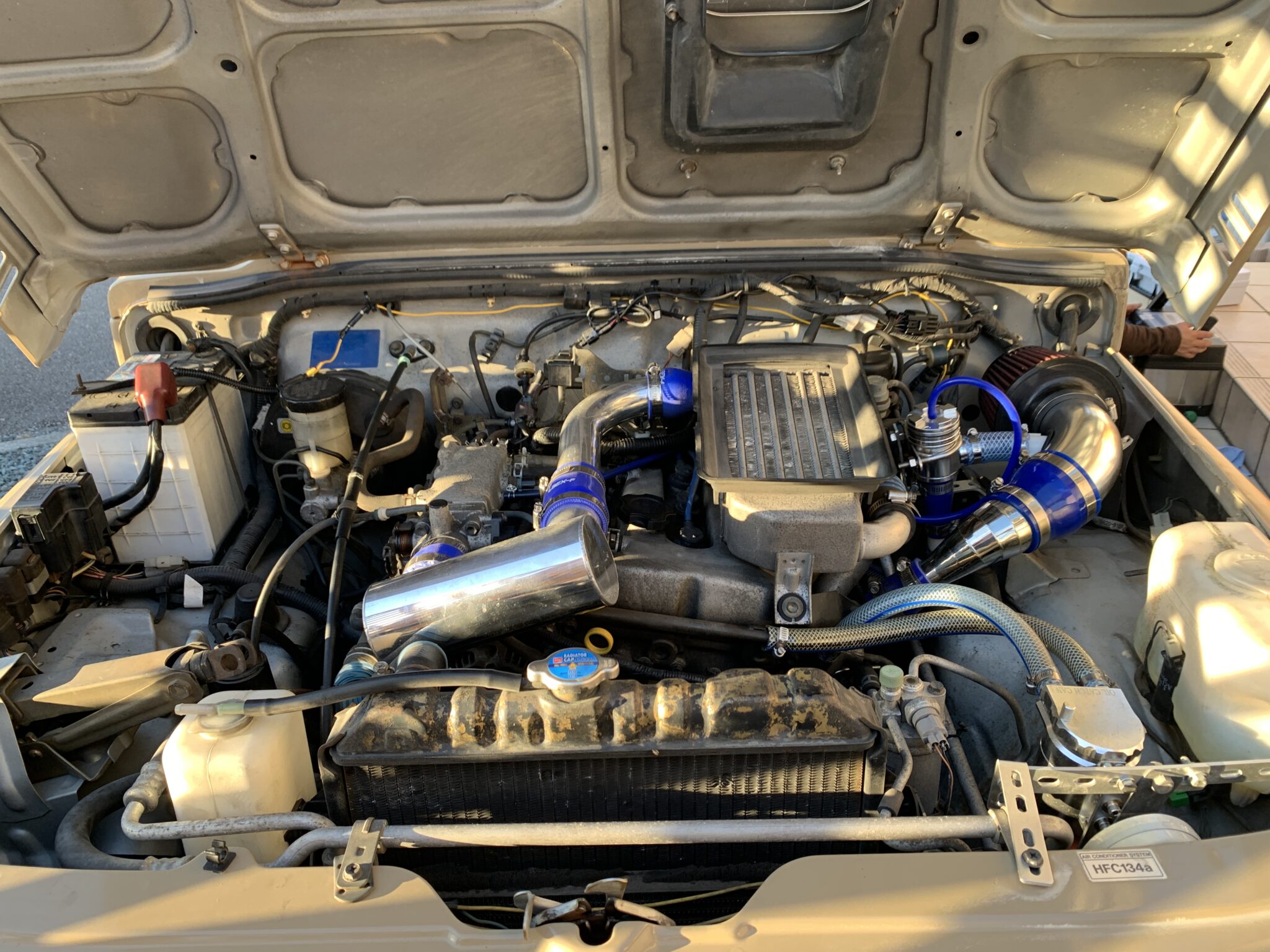 ジムニー（JA22）簡単にブーストアップ！DIYでカスタム手順から効果までレビュー。 - さくらっちブログ